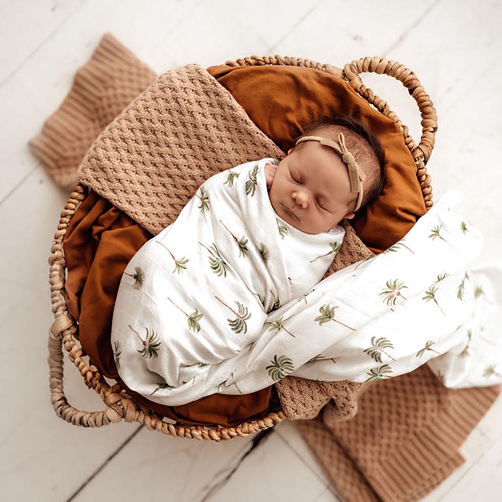 Green Palm Muslin Wrap Birth Announcement Set | Snuggle Hunny